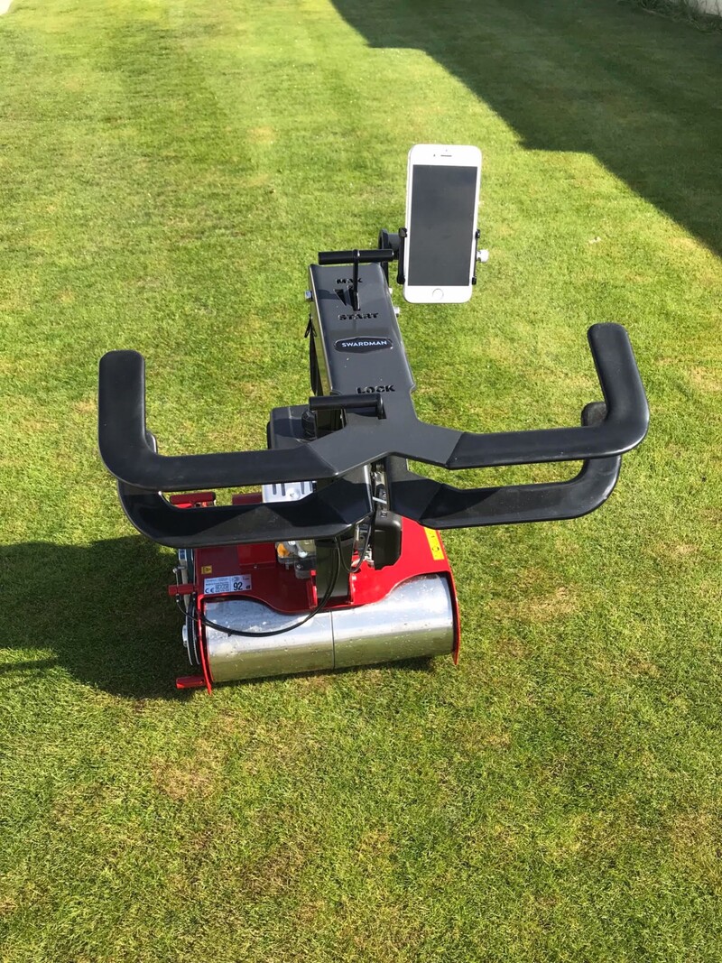 Handlebar mobile phone mount | Swardman
